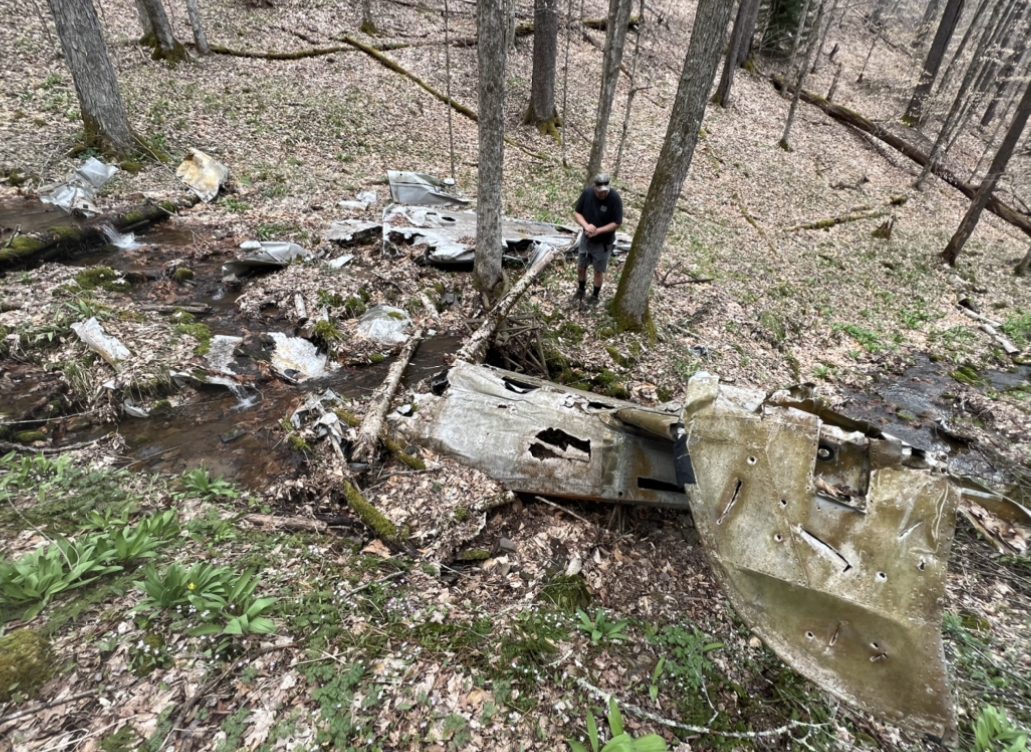 Everything you need to know to hike to USAF C45 Crash Site – SEE WV