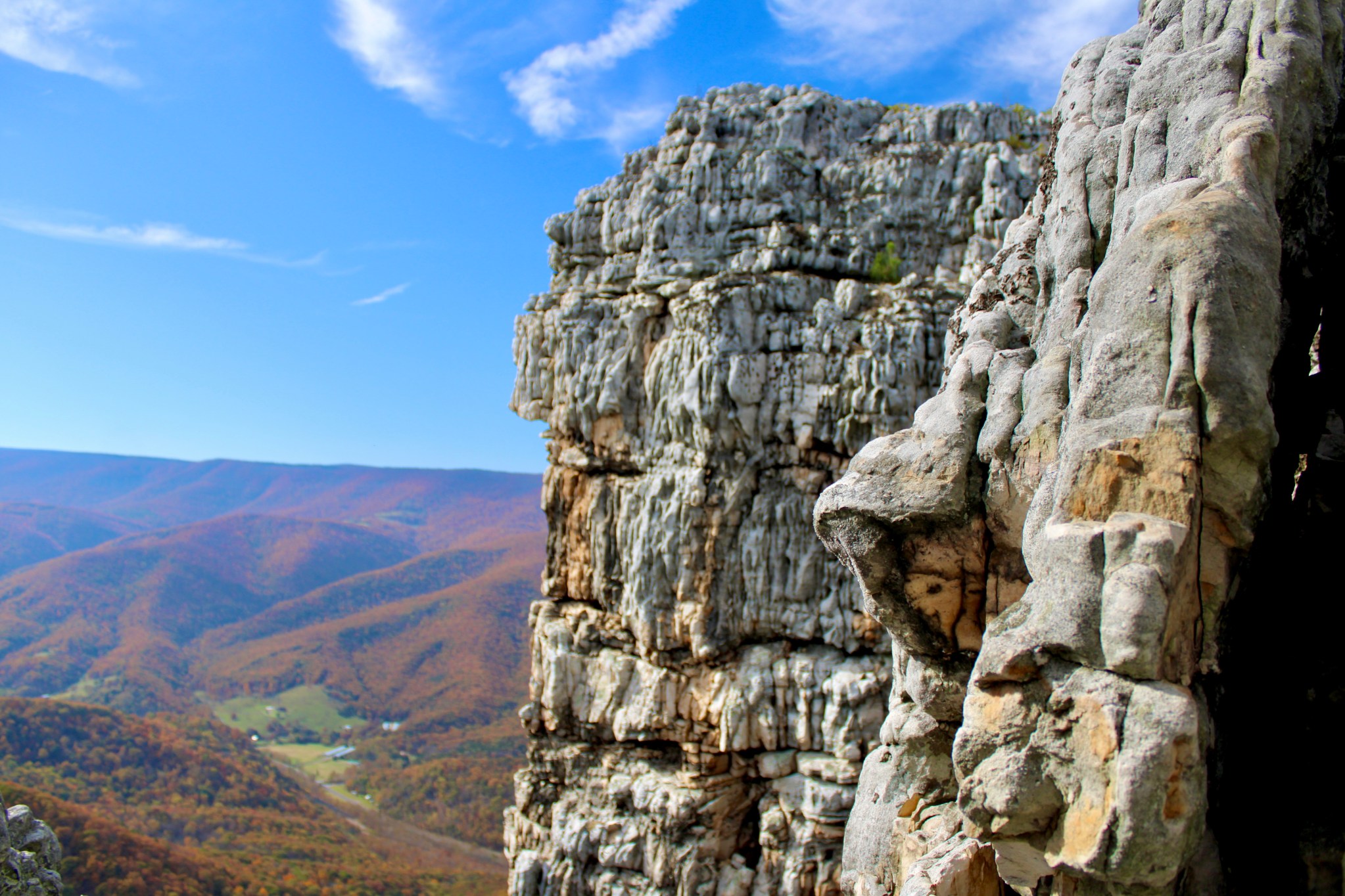 Everything you need to know to hike to Chimney Top – SEE WV